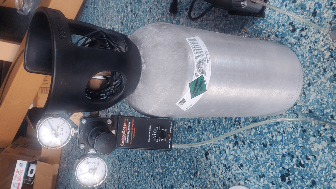 Equipment - GEO CR618 CALCIUM REACTOR w/ planted aquariums regulator ...