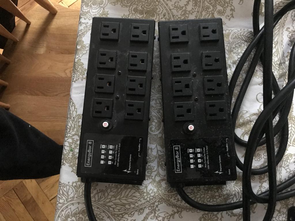 F/S- Neptune Apex Aquacontroller with many Add-Ons